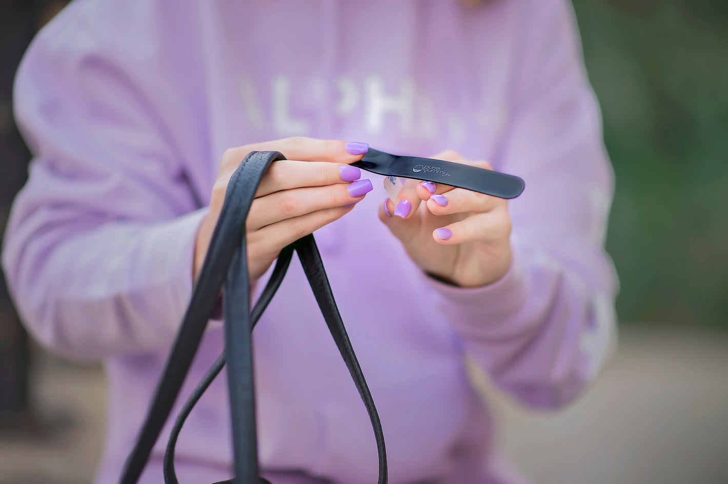 Purse Gummy® Keep Your straps secure on your shoulder. Problem Solved!